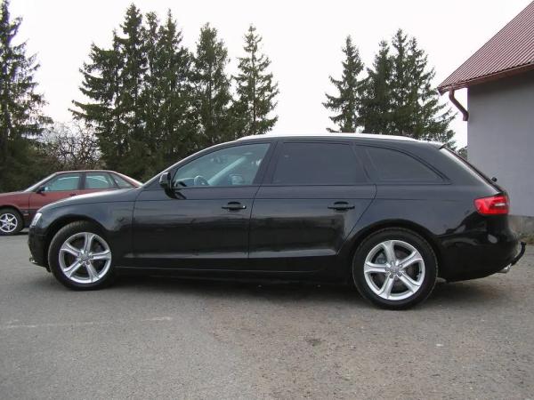 Black Audi A4 2012 in Sigulda, with an engine capacity of 2.00 L and mileage of 289 thousand km for 6950 €, photo 4 on AUTOMOTO.COM.LV