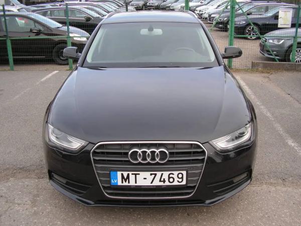 Black Audi A4 2012 in Sigulda, with an engine capacity of 2.00 L and mileage of 289 thousand km for 6950 €, photo 5 on AUTOMOTO.COM.LV