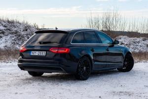 Black Audi A4 2012 in Riga, with an engine capacity of 2.00 L and mileage of 275 thousand km for 10495 €, photo 5 on AUTOMOTO.COM.LV