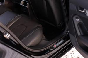 Black Audi A4 2012 in Riga, with an engine capacity of 2.00 L and mileage of 275 thousand km for 10495 €, photo 14 on AUTOMOTO.COM.LV
