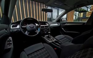Black Audi A4 2012 in Riga, with an engine capacity of 2.00 L and mileage of 302 thousand km for 8290 €, photo 3 on AUTOMOTO.COM.LV