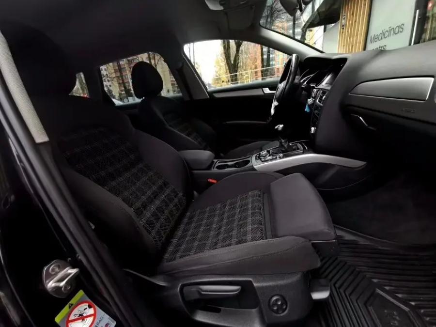 Black Audi A4 2012 in Riga, with an engine capacity of 2.00 L and mileage of 302 thousand km for 8290 €, photo 10 on AUTOMOTO.COM.LV