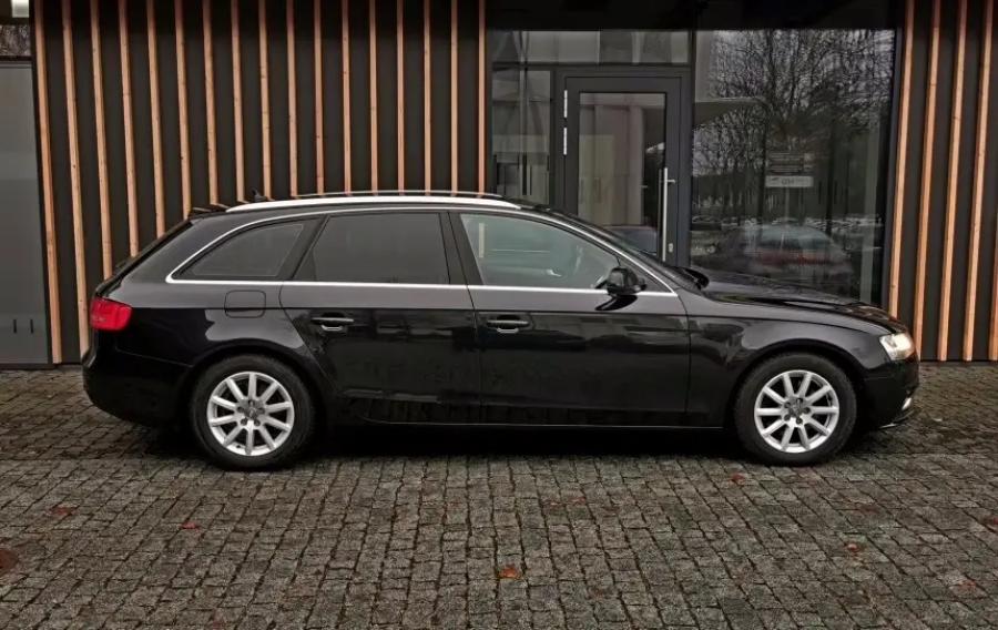 Black Audi A4 2012 in Riga, with an engine capacity of 2.00 L and mileage of 302 thousand km for 8290 €, photo 20 on AUTOMOTO.COM.LV