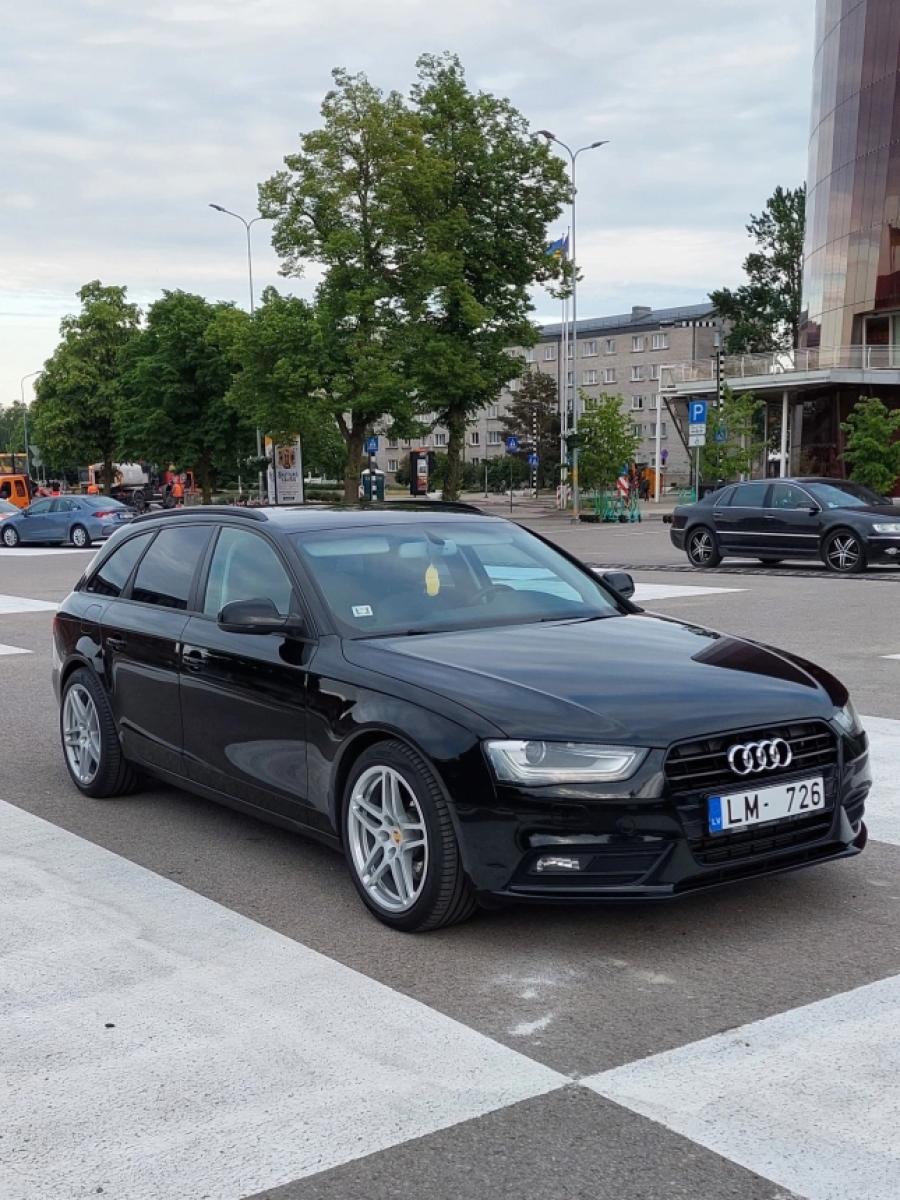 Melns Audi A4 2012 Rīga, ar dzinēja tilpumu 3.00 L un nobraukumu 325 tūkst. km par 7300 €, foto 6 vietnē AUTOMOTO.COM.LV