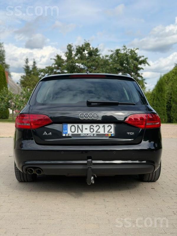 Black Audi A4 2012 in Bauska, with an engine capacity of 2.00 L and mileage of 239 thousand km for 7599 €, photo 4 on AUTOMOTO.COM.LV
