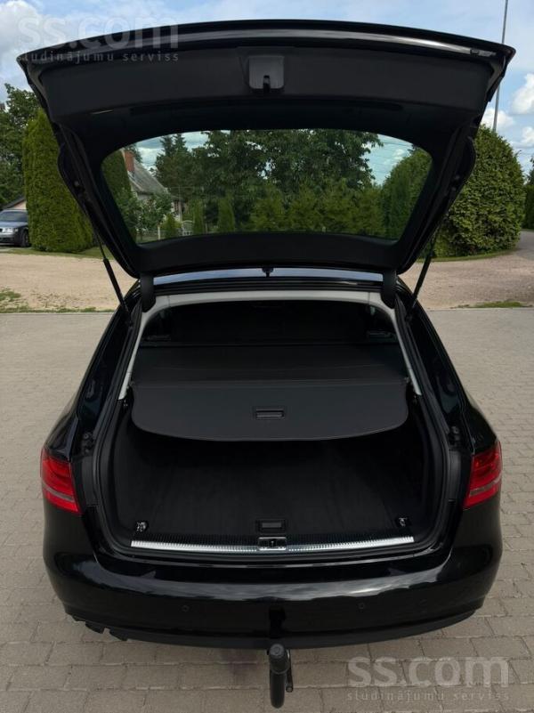 Black Audi A4 2012 in Bauska, with an engine capacity of 2.00 L and mileage of 239 thousand km for 7599 €, photo 7 on AUTOMOTO.COM.LV