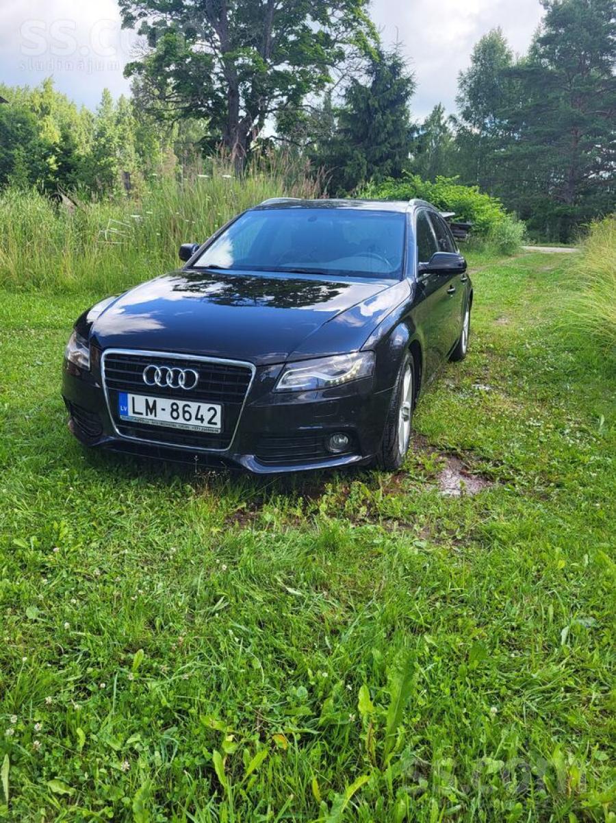 Black Audi A4 2012 in Balvi, with an engine capacity of 2.00 L and mileage of 349 thousand km for 6000 €, photo 1 on AUTOMOTO.COM.LV
