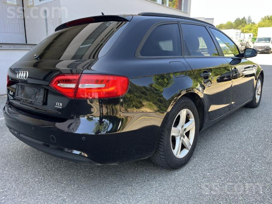 Black Audi A4 2012 in Riga, with an engine capacity of 2.00 L and mileage of 0 thousand km for 8390 €, photo 3 on AUTOMOTO.COM.LV