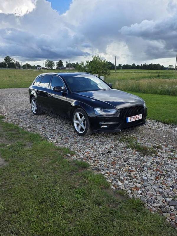 Melns Audi A4 2012 Alīta, ar dzinēja tilpumu 2.00 L un nobraukumu 317 tūkst. km par 6750 €, foto 5 vietnē AUTOMOTO.COM.LV