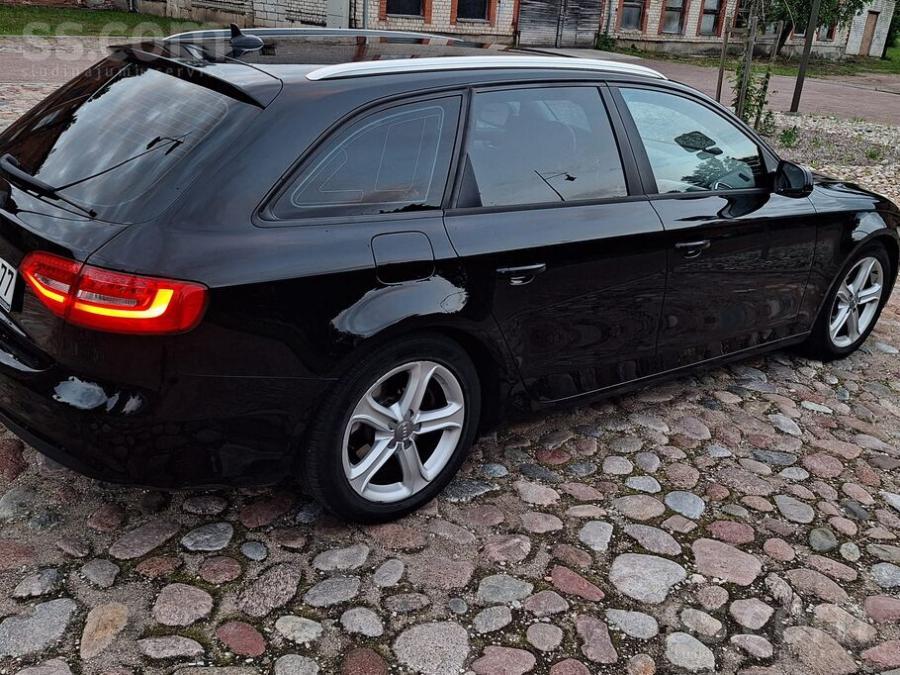 Melns Audi A4 2012 Kuldīga, ar dzinēja tilpumu 2.00 L un nobraukumu 360 tūkst. km par 6750 €, foto 4 vietnē AUTOMOTO.COM.LV