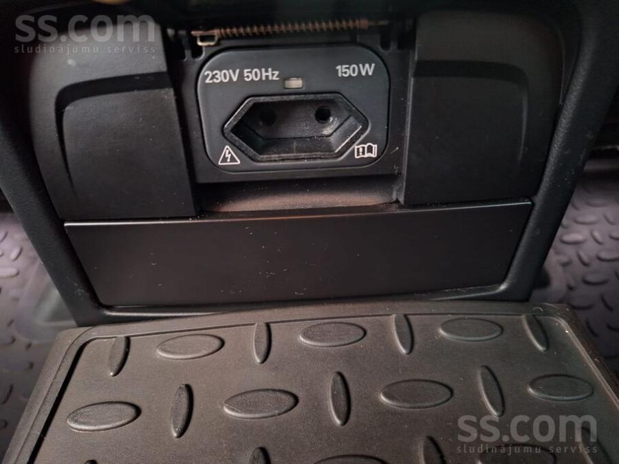Melns Audi A4 2012 Kuldīga, ar dzinēja tilpumu 2.00 L un nobraukumu 360 tūkst. km par 6750 €, foto 11 vietnē AUTOMOTO.COM.LV