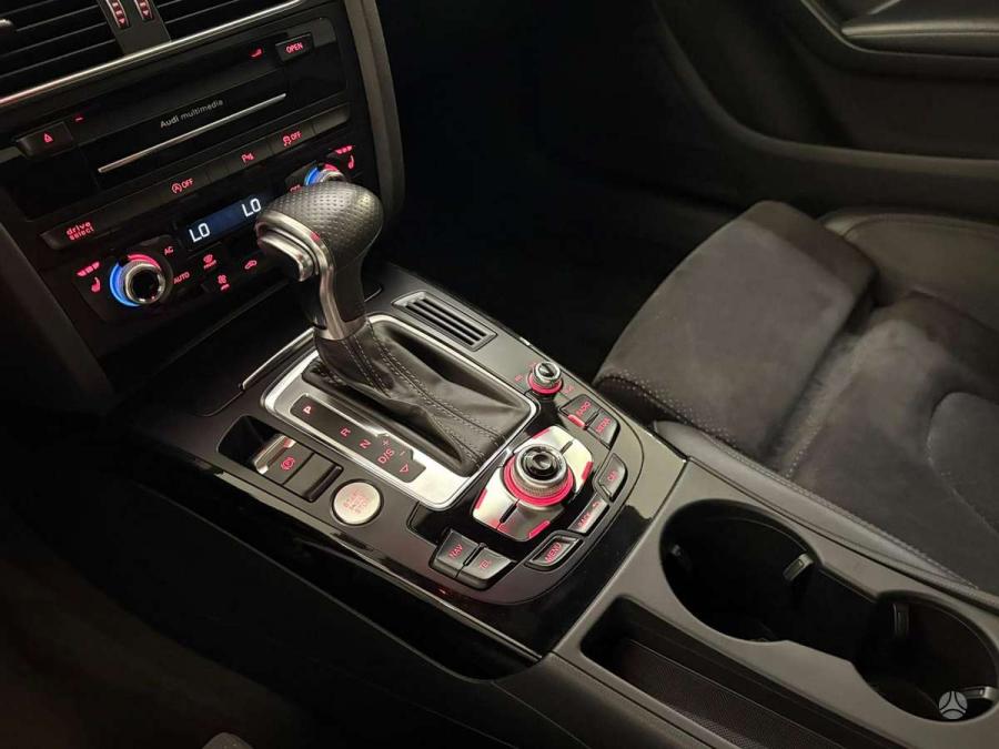 Melns Audi A4 2012 Marijampole, ar dzinēja tilpumu 2.97 L un nobraukumu 314 tūkst. km par 10750 €, foto 16 vietnē AUTOMOTO.COM.LV