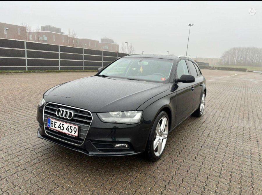Black Audi A4 2012 in Panevezys, with an engine capacity of 1.97 L and mileage of 292 thousand km for 5650 €, photo 3 on AUTOMOTO.COM.LV