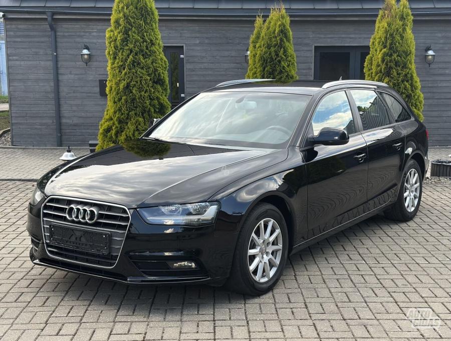 Black Audi A4 2012 in Kedainiai, with an engine capacity of 2.00 L and mileage of 293 thousand km for 6950 €, photo 1 on AUTOMOTO.COM.LV