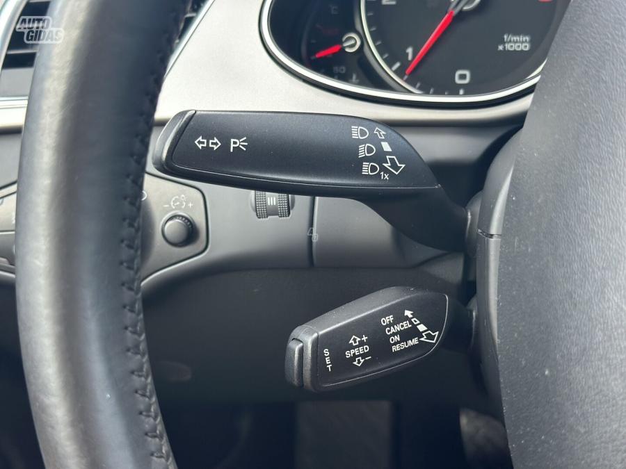 Black Audi A4 2012 in Kedainiai, with an engine capacity of 2.00 L and mileage of 293 thousand km for 6950 €, photo 29 on AUTOMOTO.COM.LV