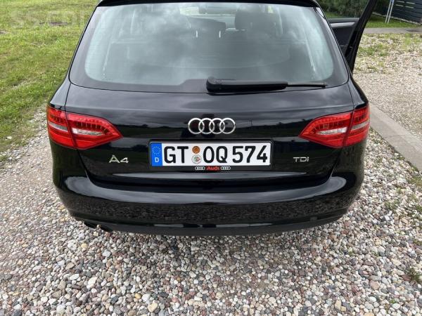 Melns Audi A4 2012 Daugavpils, ar dzinēja tilpumu 2.00 L un nobraukumu 251 tūkst. km par 7620 €, foto 3 vietnē AUTOMOTO.COM.LV