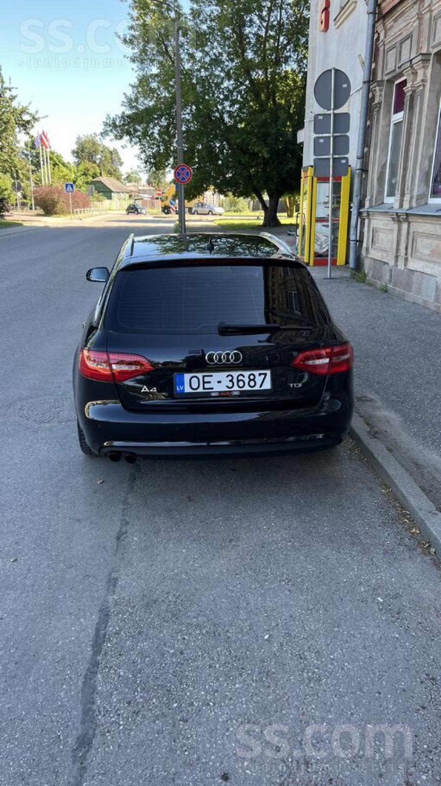 Melns Audi A4 2012 Daugavpils, ar dzinēja tilpumu 2.00 L un nobraukumu 251 tūkst. km par 7620 €, foto 17 vietnē AUTOMOTO.COM.LV