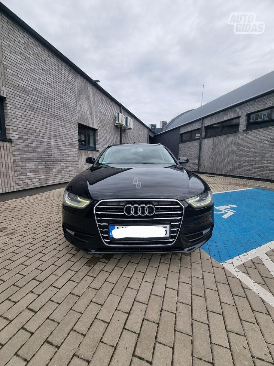 Melns Audi A4 2012 Marijampole, ar dzinēja tilpumu 2.00 L un nobraukumu 400 tūkst. km par 5300 €, foto 3 vietnē AUTOMOTO.COM.LV