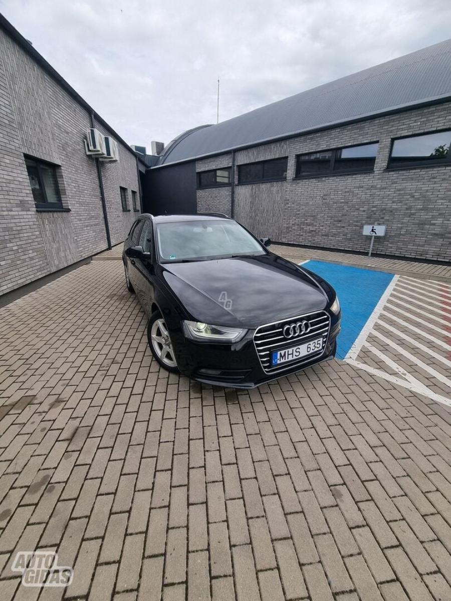 Melns Audi A4 2012 Marijampole, ar dzinēja tilpumu 2.00 L un nobraukumu 400 tūkst. km par 5300 €, foto 9 vietnē AUTOMOTO.COM.LV