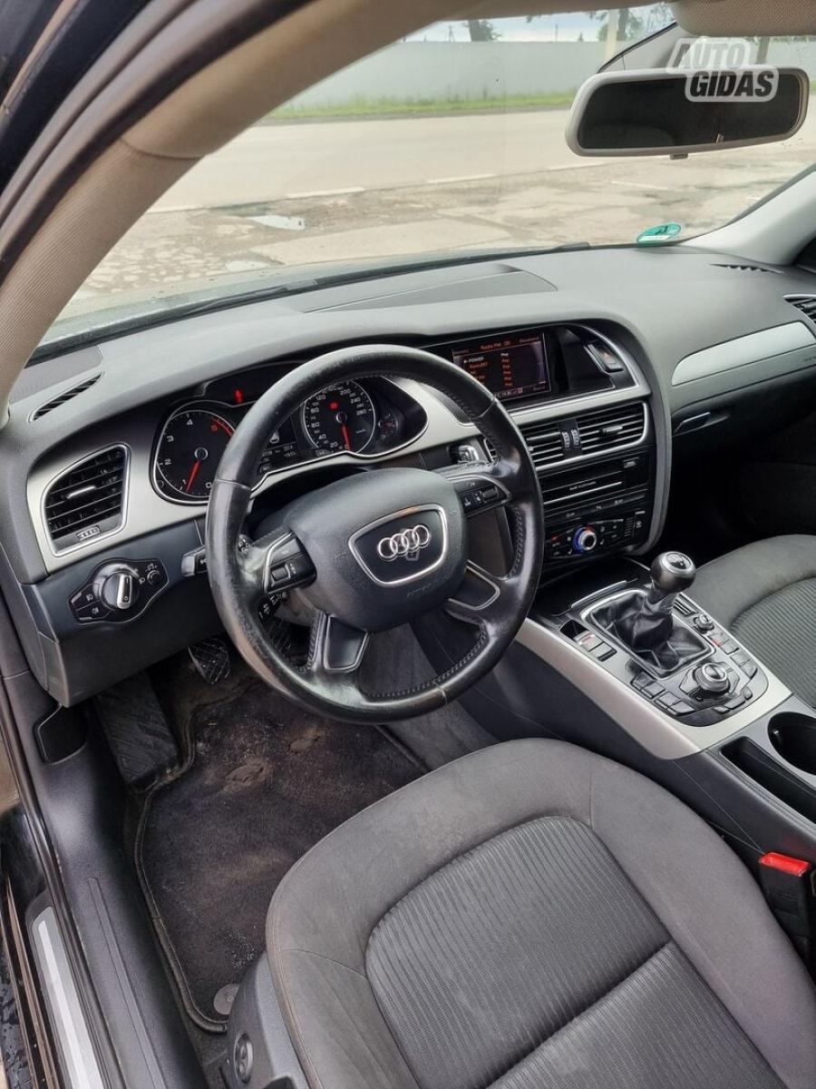 Melns Audi A4 2012 Marijampole, ar dzinēja tilpumu 2.00 L un nobraukumu 400 tūkst. km par 5300 €, foto 22 vietnē AUTOMOTO.COM.LV
