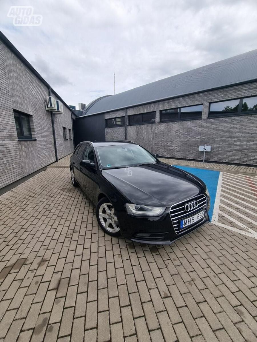 Melns Audi A4 2012 Marijampole, ar dzinēja tilpumu 2.00 L un nobraukumu 400 tūkst. km par 5300 €, foto 25 vietnē AUTOMOTO.COM.LV