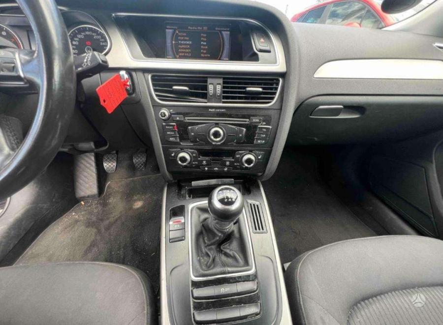 Black Audi A4 2012 in Vilnius, with an engine capacity of 1.80 L and mileage of 234 thousand km for 5300 €, photo 6 on AUTOMOTO.COM.LV
