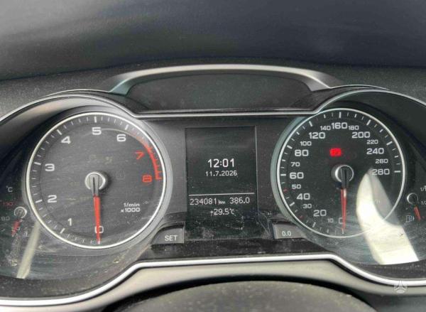 Black Audi A4 2012 in Vilnius, with an engine capacity of 1.80 L and mileage of 234 thousand km for 5300 €, photo 6 on AUTOMOTO.COM.LV