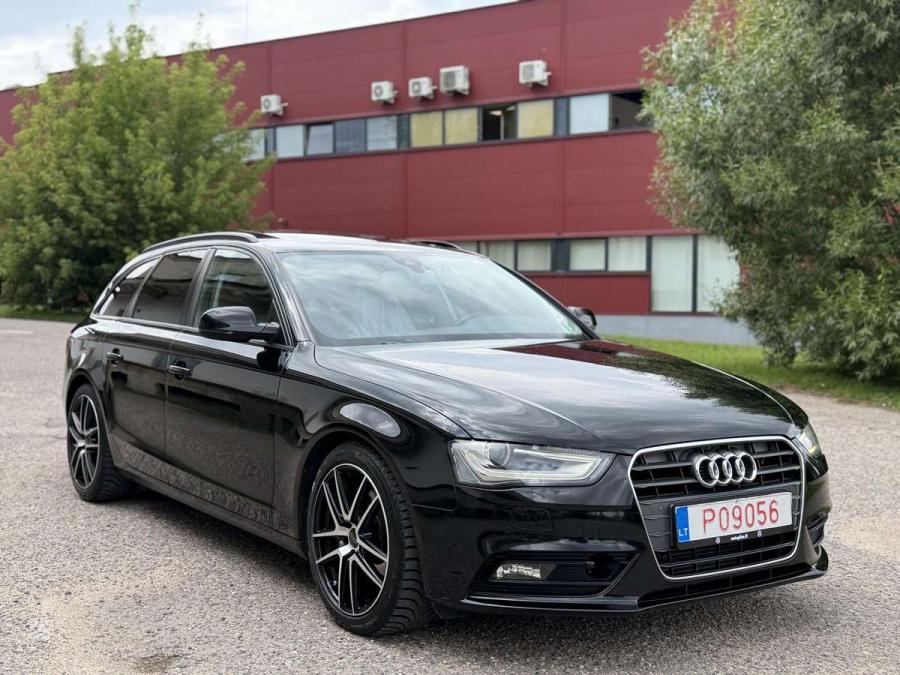 Melns Audi A4 2012 Utena, ar dzinēja tilpumu 1.97 L un nobraukumu 268 tūkst. km par 7350 €, foto 1 vietnē AUTOMOTO.COM.LV