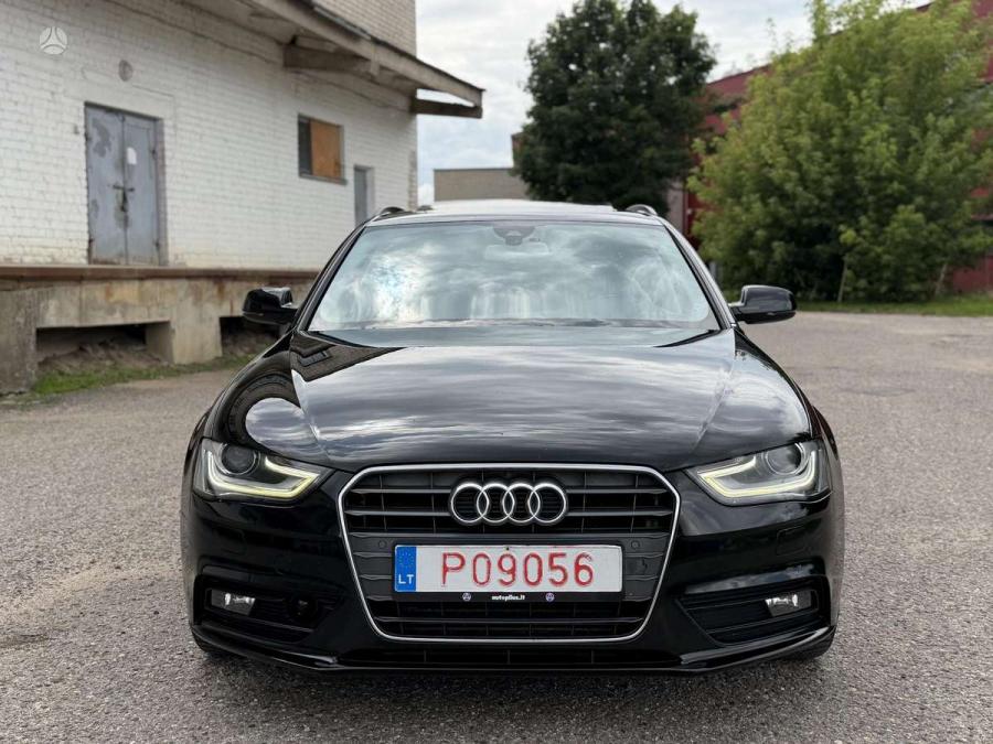 Melns Audi A4 2012 Utena, ar dzinēja tilpumu 1.97 L un nobraukumu 268 tūkst. km par 7350 €, foto 3 vietnē AUTOMOTO.COM.LV