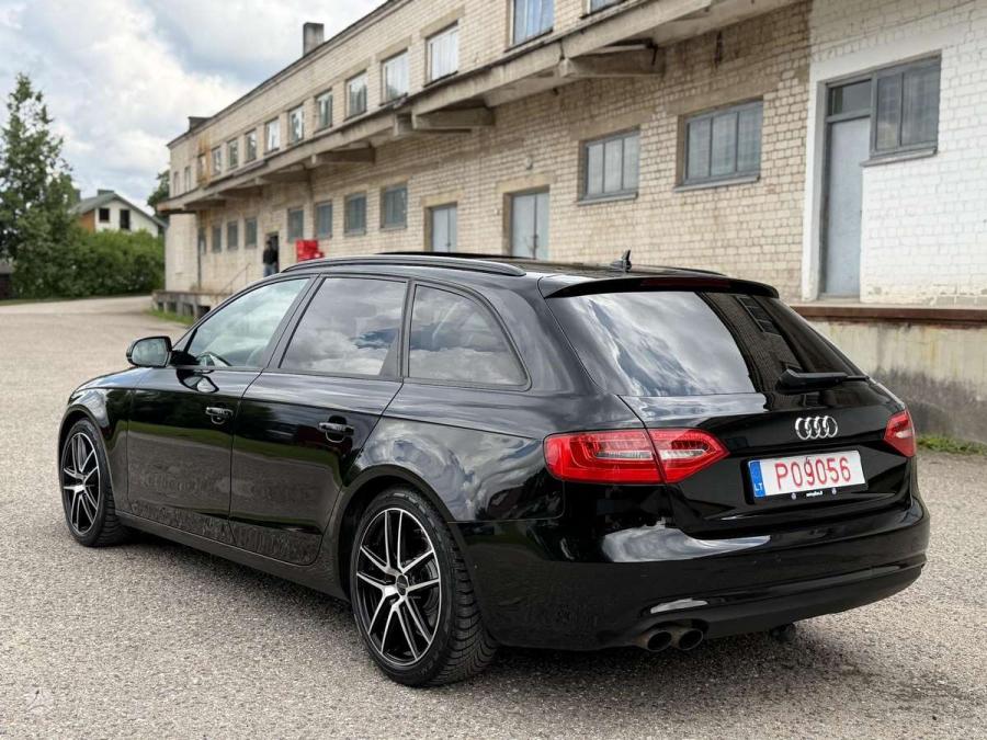 Melns Audi A4 2012 Utena, ar dzinēja tilpumu 1.97 L un nobraukumu 268 tūkst. km par 7350 €, foto 5 vietnē AUTOMOTO.COM.LV