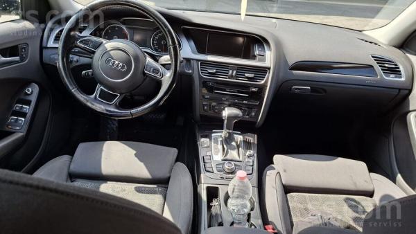 Black Audi A4 2012 in Riga, with an engine capacity of 2.00 L and mileage of 261 thousand km for 7650 €, photo 5 on AUTOMOTO.COM.LV
