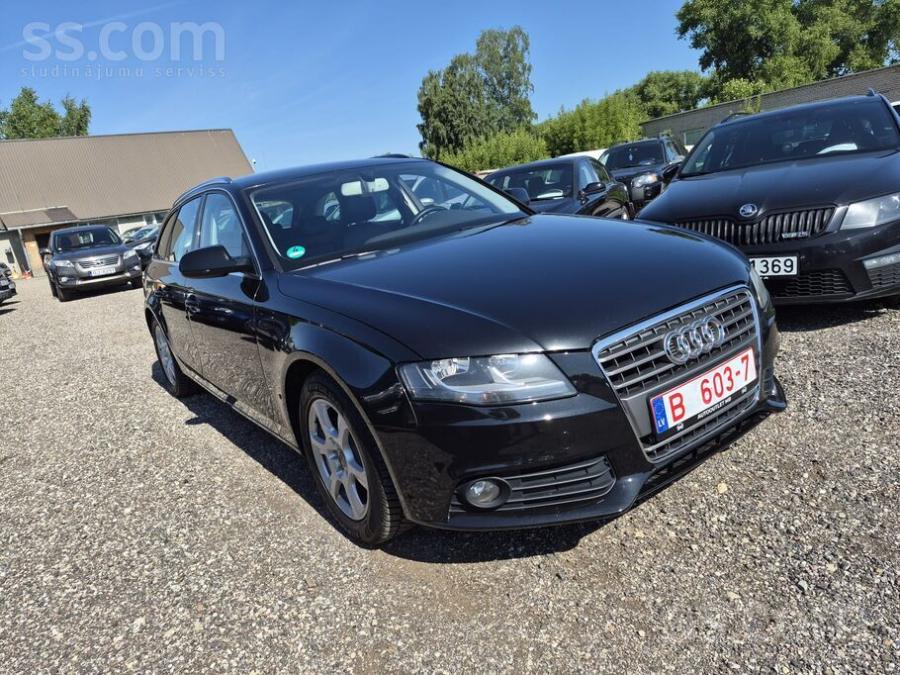 Black Audi A4 2012 in Daugavpils, with an engine capacity of 2.00 L and mileage of 0 thousand km for 6750 €, photo 4 on AUTOMOTO.COM.LV