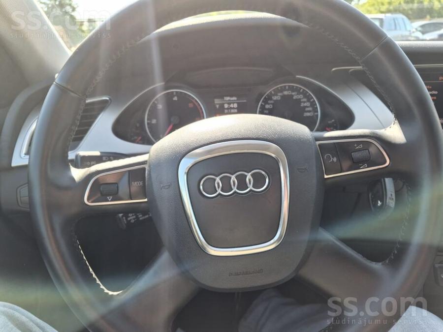 Black Audi A4 2012 in Daugavpils, with an engine capacity of 2.00 L and mileage of 0 thousand km for 6750 €, photo 13 on AUTOMOTO.COM.LV