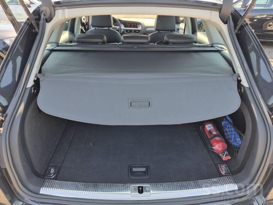 Black Audi A4 2012 in Daugavpils, with an engine capacity of 2.00 L and mileage of 0 thousand km for 6750 €, photo 17 on AUTOMOTO.COM.LV
