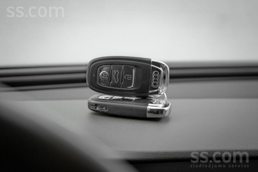 Black Audi A4 2012 in Riga, with an engine capacity of 3.00 L and mileage of 321 thousand km for 8800 €, photo 29 on AUTOMOTO.COM.LV