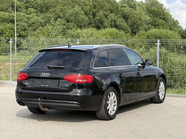 Melns Audi A4 2012 Tauragė, ar dzinēja tilpumu 1.97 L un nobraukumu 341 tūkst. km par 6200 €, foto 6 vietnē AUTOMOTO.COM.LV