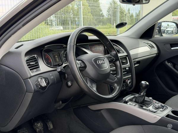 Melns Audi A4 2012 Tauragė, ar dzinēja tilpumu 1.97 L un nobraukumu 341 tūkst. km par 6200 €, foto 7 vietnē AUTOMOTO.COM.LV