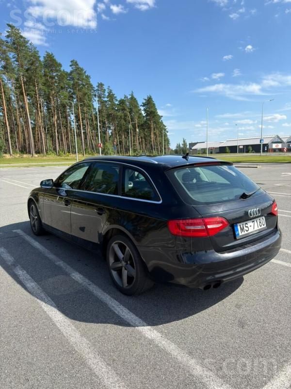 Black Audi A4 2012 in Riga, with an engine capacity of 2.00 L and mileage of 289 thousand km for 6500 €, photo 6 on AUTOMOTO.COM.LV