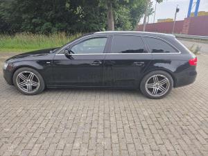 Black Audi A4 2012 in Klaipeda, with an engine capacity of 2.00 L and mileage of 292 thousand km for 6350 €, photo 3 on AUTOMOTO.COM.LV