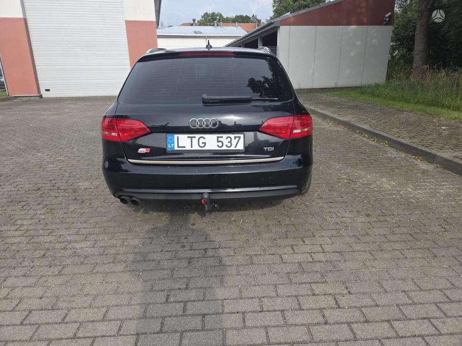 Black Audi A4 2012 in Klaipeda, with an engine capacity of 2.00 L and mileage of 292 thousand km for 6350 €, photo 5 on AUTOMOTO.COM.LV