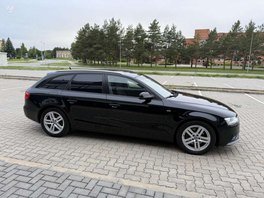 Black Audi A4 2012 in Panevezys, with an engine capacity of 2.97 L and mileage of 300 thousand km for 6900 €, photo 14 on AUTOMOTO.COM.LV