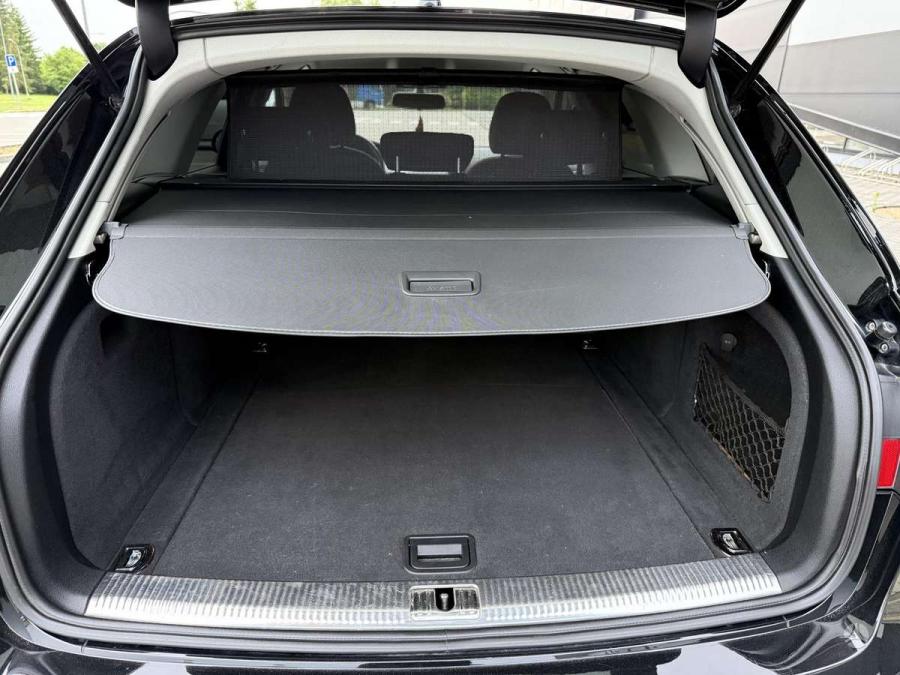 Black Audi A4 2012 in Panevezys, with an engine capacity of 2.97 L and mileage of 300 thousand km for 6900 €, photo 16 on AUTOMOTO.COM.LV