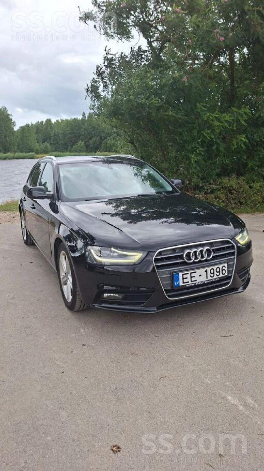 Black Audi A4 2012 in Riga, with an engine capacity of 2.00 L and mileage of 261 thousand km for 7550 €, photo 1 on AUTOMOTO.COM.LV