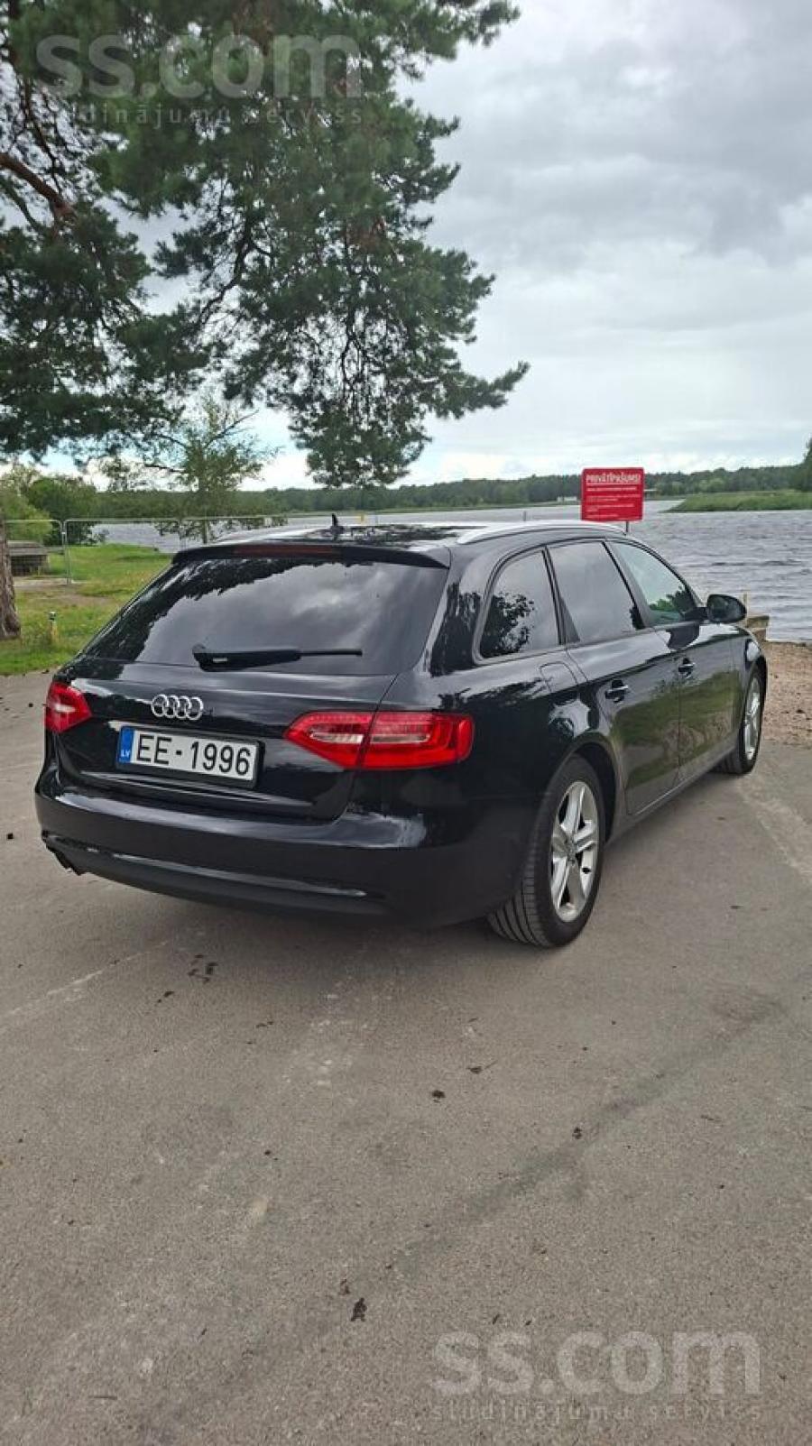 Black Audi A4 2012 in Riga, with an engine capacity of 2.00 L and mileage of 261 thousand km for 7550 €, photo 9 on AUTOMOTO.COM.LV