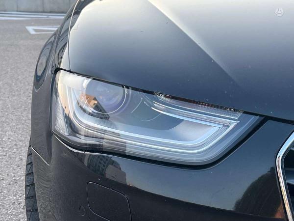 Black Audi A4 2012 in Vilnius, with an engine capacity of 2.97 L and mileage of 320 thousand km for 5700 €, photo 4 on AUTOMOTO.COM.LV