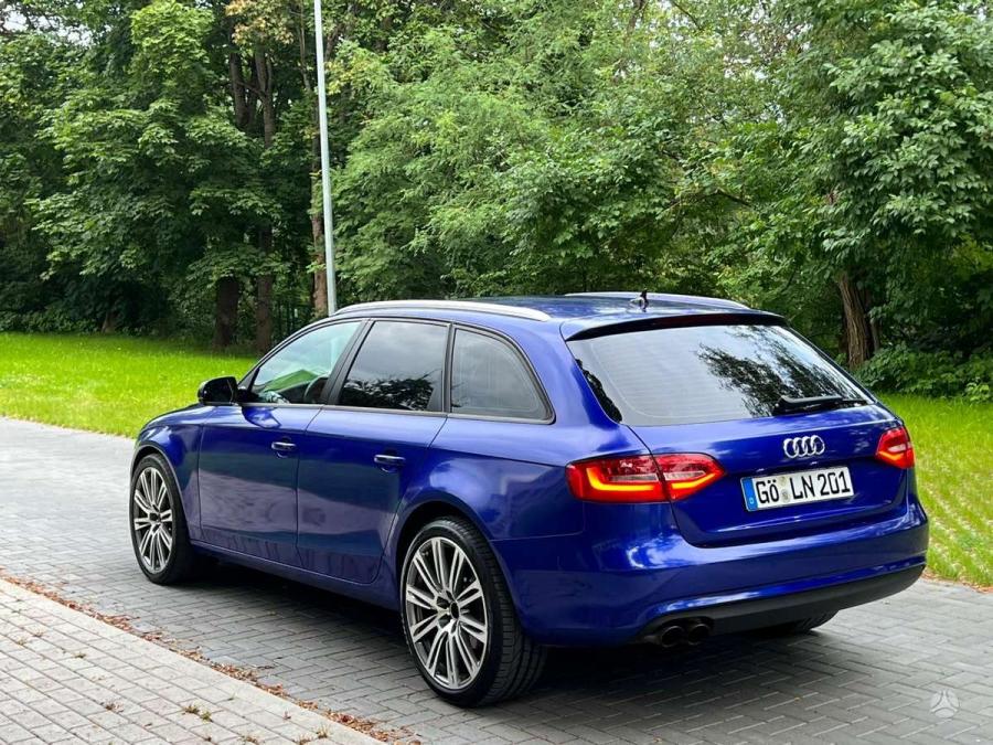 Melns Audi A4 2012 Trakai, ar dzinēja tilpumu 1.97 L un nobraukumu 263 tūkst. km par 7200 €, foto 5 vietnē AUTOMOTO.COM.LV