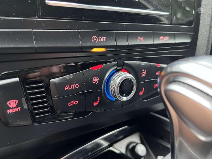 Black Audi A4 2012 in Trakai, with an engine capacity of 1.97 L and mileage of 262 thousand km for 7150 €, photo 27 on AUTOMOTO.COM.LV