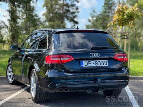 Melns Audi A4 2012 Rīga, ar dzinēja tilpumu 2.00 L un nobraukumu 363 tūkst. km par 5350 €, foto 6 vietnē AUTOMOTO.COM.LV
