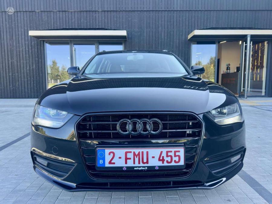 Black Audi A4 2012 in Siauliai, with an engine capacity of 1.97 L and mileage of 205 thousand km for 6550 €, photo 1 on AUTOMOTO.COM.LV