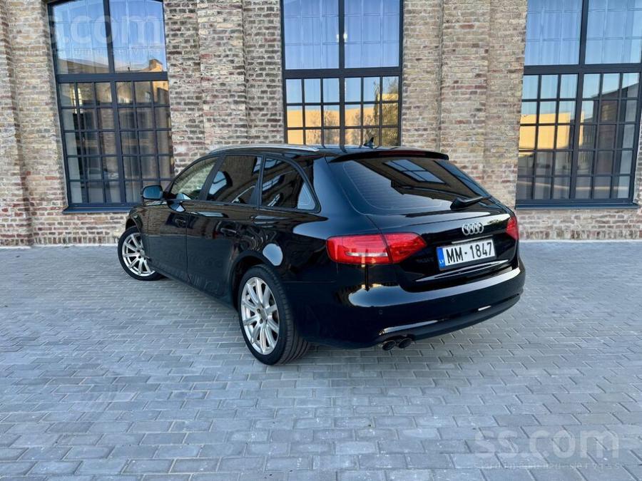 Black Audi A4 2012 in Riga, with an engine capacity of 2.00 L and mileage of 0 thousand km for 6400 €, photo 4 on AUTOMOTO.COM.LV